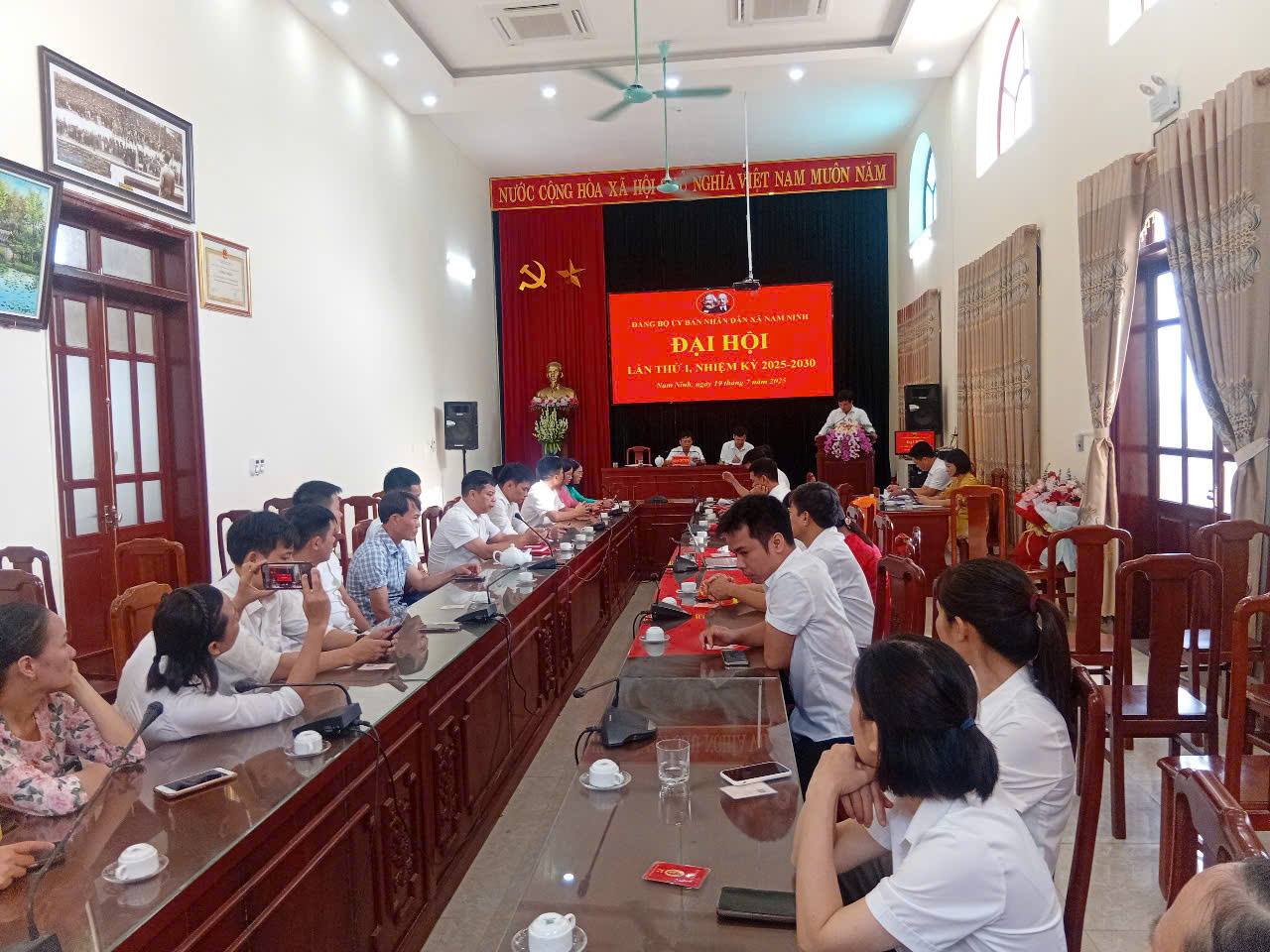 Đại hội Đảng bộ UBND xã Nam Ninh lần thứ I, nhiệm kỳ 2025 - 2030: Bước chuyển mình để gần dân ...